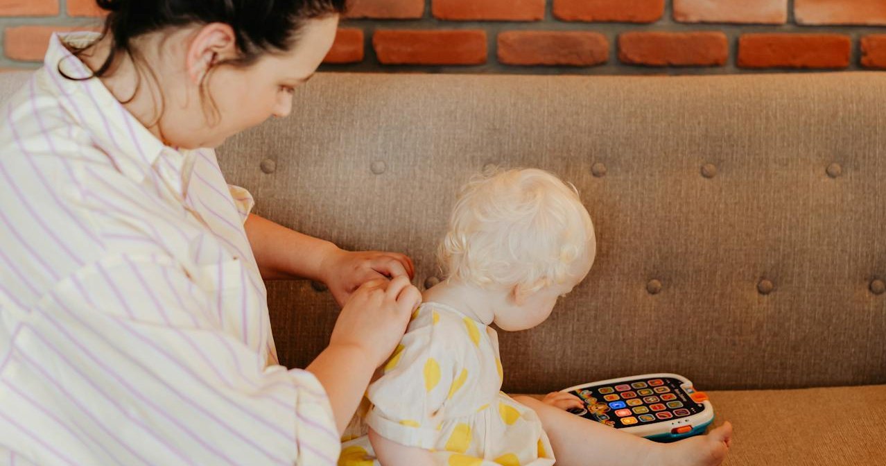 Stimulating your baby’s development at home - www.neopedia.org